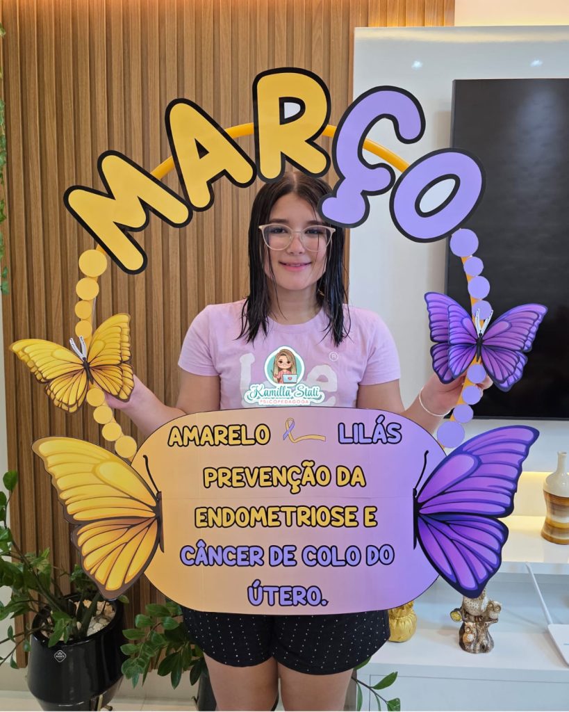 Bambolê para foto março amarelo e lilás - Abc Pedagógico Infantil