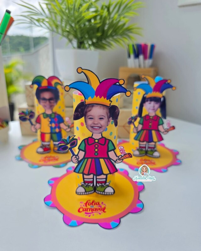 Mini folião de carnaval no rolinho - Abc Pedagógico Infantil