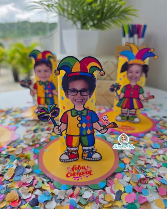 Mini folião de carnaval no rolinho - Abc Pedagógico Infantil